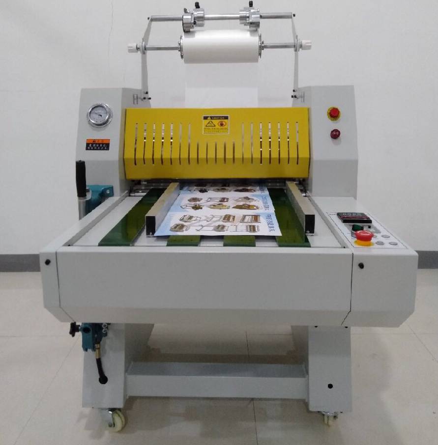 A1 roll laminator with big hydraulic pressure control